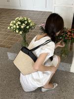 China Vegetable Basket Straw Bag Open Closure French Retro Style Perfect for Beach Vacation for sale
