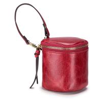China Outdoor Makeup Pouch Lipstick Lip Case with Customized Color Cosmetic Organizer Purse for sale