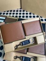 China Casual Design Men's Wallet Made of Genuine Leather with Standard Card Holders for sale