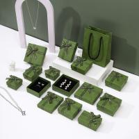 China Charm Jewelry Box with Acceptable OEM/ODM and Zipper Closure for sale
