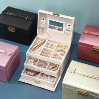 China Accepable OEM/ODM Fashion Suit Travel Jewelry Boxes with Large Storage in Pu Leather for sale
