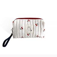 China Customized Color Fashion Style Travel Makeup Bag Cotton Canvas Pouch Toiletry Case for sale