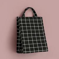 China Customized Color Lunch Cooler Bag Portable Insulated Thermal Bag with Cartoon Pattern for sale