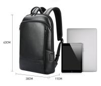 China Customize Men's Large Capacity Leather Laptop Backpack with Anti-theft USB Charging Port for sale