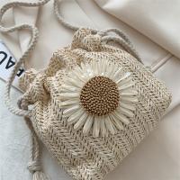 China Women's Beach Handbag Unisex Straw Crossbody Shoulder Handbag Summer Woven Bucket Bag for sale