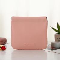 China Keep Your Cosmetics Organized and Accessible with This Compact PU Leather Makeup Ba for sale