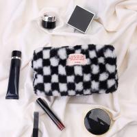 China Large Capacity Gingham Makeup Pouch with Customized Color and Towel Embroidery Logo for sale