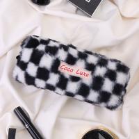 China Large Capacity Gingham Makeup Pouch with Customized Color and Towel Embroidery Logo for sale