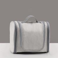 China Large Capacity Travelling Cosmetic Bag with Waterproof Design and Custom Logo Accepted for sale