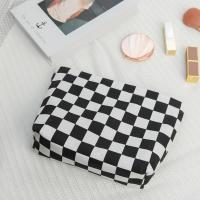 China Fashion Portable Wash Bag Customised Black and White Checkerboard Cosmetic Brush Bag for sale