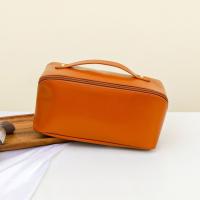 China Newest Fashionable Cosmetic Storage Bag Keep Your Cosmetics Neat and Tidy on the Go for sale