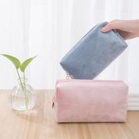 China Soft-loop Style Velvet Pouch Bag for Custom Makeup and Personalised Bridesmaid Gifts for sale