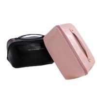 China Canvas Cosmetic Bag Waterproof Fashion Travel Storage Woman Makeup Case with Zipper for sale