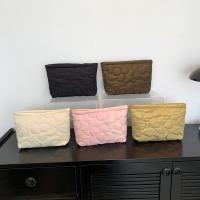 China Waterproof Makeup Storage Bag Puffer Quilted Nylon Cosmetic Bag for Travel Toiletries for sale