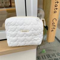 China Polyester Custom Logo Puffed Puffer Pouch Large Capacity Makeup Quilted Bags Cosmetic Case for sale