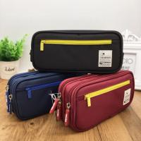 China Custom Logo Printed Canvas Stationery Bag Perfect for Cosmetics Storage Solutions for sale