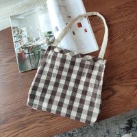 China Daily Life Printing Methods Foil print Apron for Salon Attendants in Simple Fashion for sale