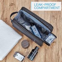 China Sample Big Capacity Wet and Dry Separation Toiletry Bag Waterproof Polyester Men Storage Bag with Custom Logo for sale