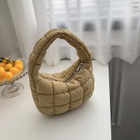 China Customized Color Handbag 2024 Trend Lattice Pattern Cotton Bag for Fashionable Women for sale