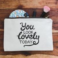 China Convenient Customized Color Recycled Cotton Canvas Zipper Cosmetic Bag for Travel for sale