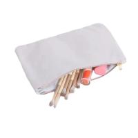 China Custom Bridesmaid Gifts Blank Canvas Makeup Pouches with Zipper Closure Personalized for sale