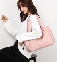 China Single Handle Waterproof Tote Bag for Easy Carrying and Storage for sale