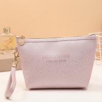 China Custom Makeup Bag Newest Fashinable Style Waterproof PU Portable Travel Cosmetic Bag for sale