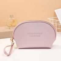 China Custom Makeup Bag Newest Fashinable Style Waterproof PU Portable Travel Cosmetic Bag for sale