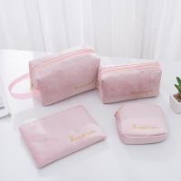 China Personalized Logo Custom Makeup Bag Cases Pouch Set Private Label Velvet Cosmetic Bag for sale