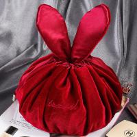 China Velvet Drawstring Makeup Bag for Cosmetics Convenience and Fashionable Cosmetic Storage for sale