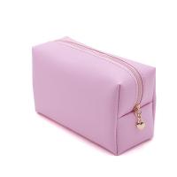China Custom Logo Portable Travel Beauty Makeup Bag with Zipper Closure and Customized Logo for sale