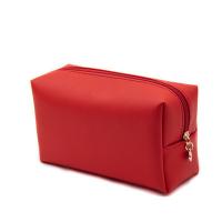 China Custom Logo Portable Travel Beauty Makeup Bag with Zipper Closure and Customized Logo for sale