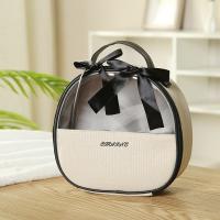 China Zipper Closure Lady Beauty Case for Professional Ladies Solid Pattern and Handle Design for sale