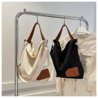 China 2024 Spring Trend Simple Shoulder Bag Large Capacity Tote Bag Other Pattern Type for sale