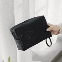 China Custom Design PU Leather Private Label Makeup Bag Cosmetic Bag Makeup Small Orders for sale