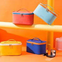 China Fashion Cosmetic Bag Waterproof Makeup Bag for Latest Design Travel Women's Travels for sale