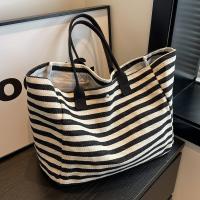 China Stay Fashionable and Organized with this Women's Custom Logo Canvas Shopping Tote Bag for sale