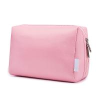 China Custom Recycled Makeup Bag Case made of Polyester for Eco-Friendly Beauty Organization for sale