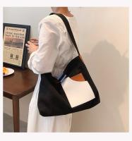China 2023 Design Sense Garment Bag for Women Custom Logo Accepted Canvas Lining Material for sale