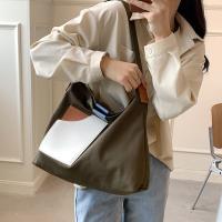 China 2023 Design Sense Garment Bag for Women Custom Logo Accepted Canvas Lining Material for sale