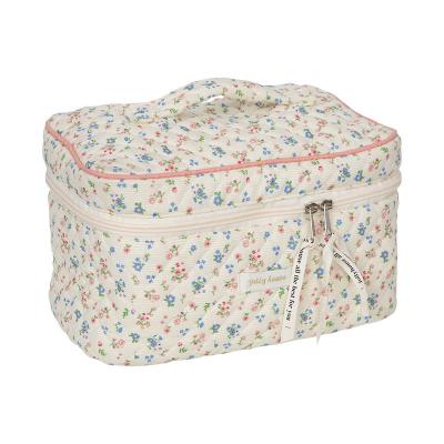 China Lightweight Blue Gingham Makeup Pouch for Women Cute Travel Small Floral Cosmetic Bag for sale