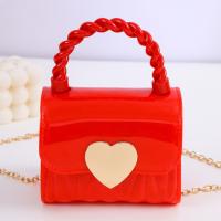 China Mini Chain Strap Messenger Purses Fashion PVC Tote Bags with PVC Lining Material for sale