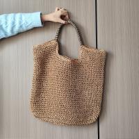 China Handled Style Custom Raffia Straw Woven Tote Bag Luxury Trendy Beach Bag for Vacation for sale
