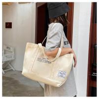 China Custom Outdoor Fashion Tote Bag with Clutch Medium Size and Clutch Included for sale