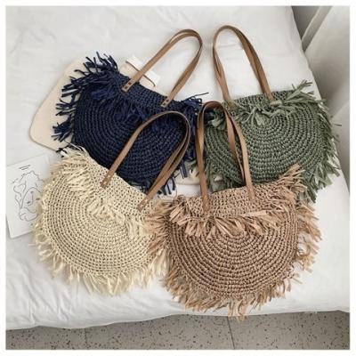 China Acceptable OEM/ODM Summer Semicircular Fringed Straw Shoulder Bag for Handmade Beach for sale