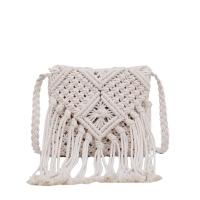 China Customized Logo Womens Straw Clutch Weave Shoulder Summer Beach Crossbody Purse Bag with Zipper Closure for sale