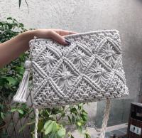 China Other Pattern Type Handmade Cotton Rope Straw Women Hand Bags Vintage Tassels Beach Bags for sale