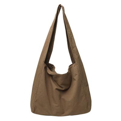 China Custom Outdoor Fashion Beach Bag with Letter Print and Cotton Material for sale