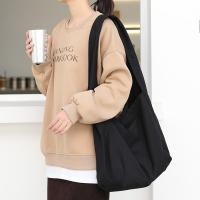 China Custom Outdoor Fashion Beach Bag with Letter Print and Cotton Material for sale