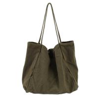 China Large Capacity Women's Tote Bag with Simple Design Acceptable OEM/ODM Letter Pattern for sale